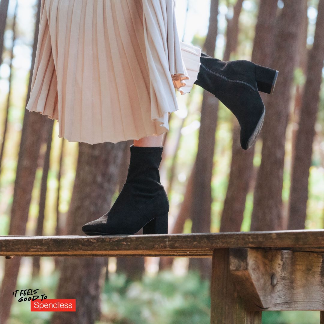 Spendless Shoes AW23 selection - Brimbank Shopping Centre